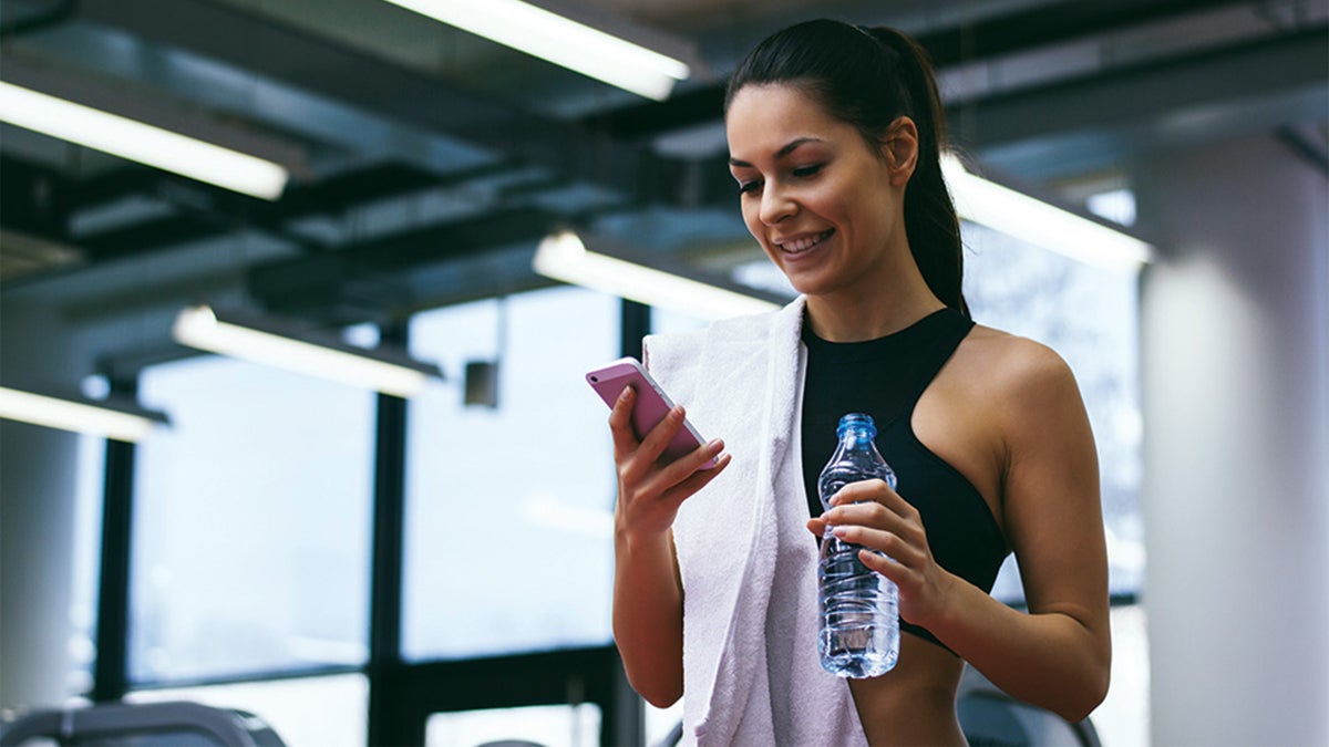 6 Ways to Sideline Your Smartphone During a Workout