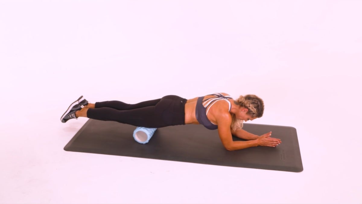 Foam Rolling: Quads - Oxygen Mag