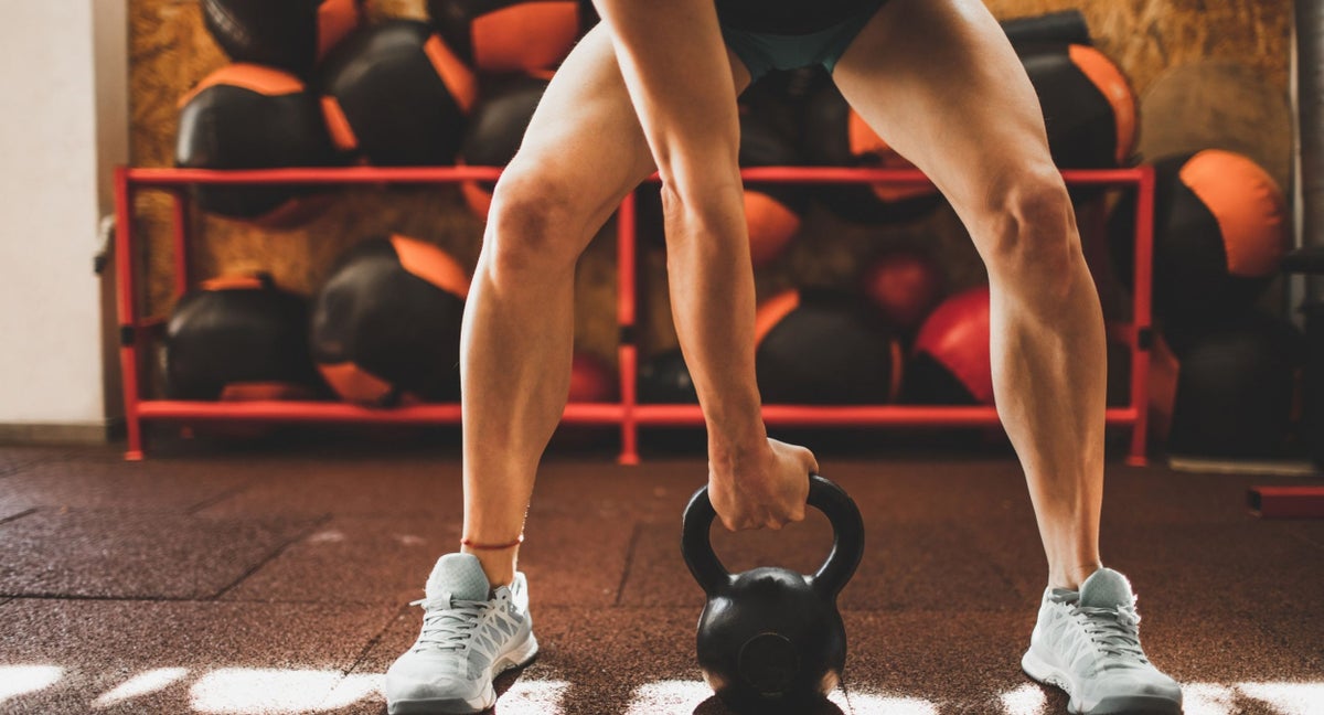 The Back-to-Basics Leg Workout Every Routine Needs - Oxygen Mag